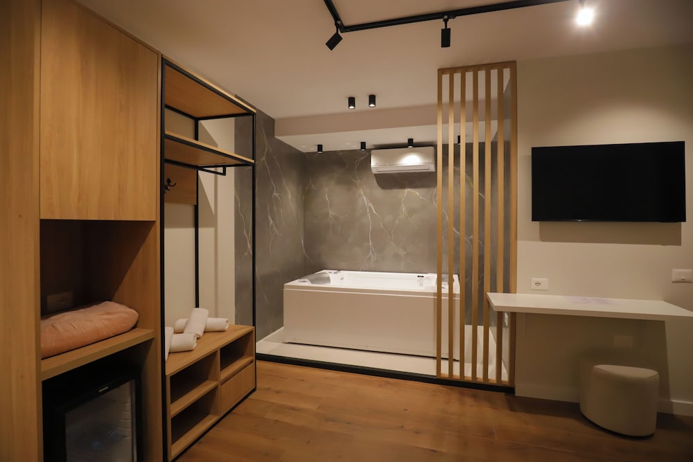 Hotel Relax City Center - Tirana