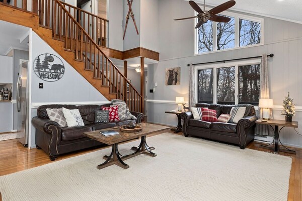 Blackwood Chalet - Wintergreen Resort, VA