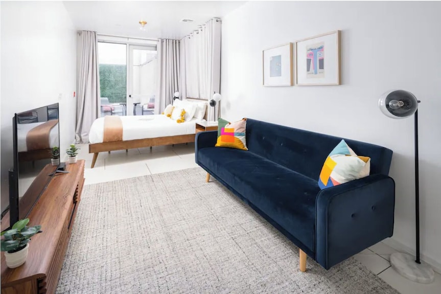 Beautiful Studio With Patio In Midtown Nyc! #202 - Ridgewood - Queens NY