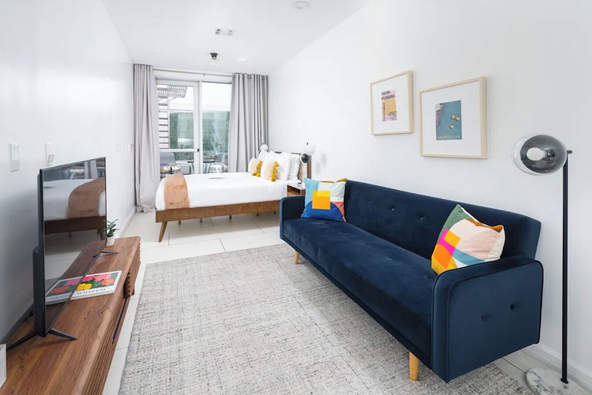 Chic Midtown Studio With Patio #203 - Elmhurst - Queens NY