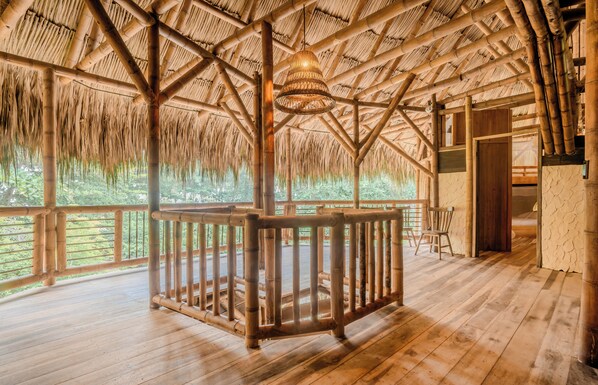 Dormitório Partilhado Standard, vista para o jardim | Roupa de cama fornecida 