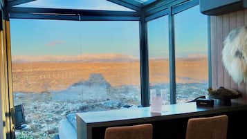 Cabana de Madeira Clássica, vista para a montanha | 1 quarto, secretária adequada para computadores portáteis, Wi-fi grátis