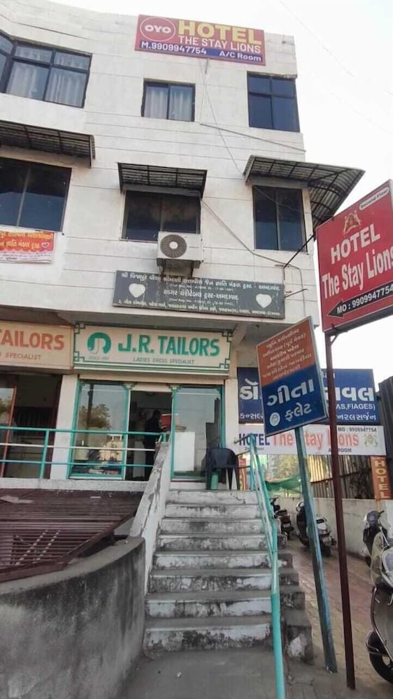 Hotel The Stay Lions - Ahmedabad