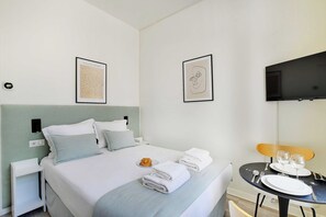 Apartamento | 1 quarto, espaço de trabalho para notebook, roupa de cama