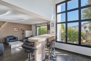 Vila, 4 quartos | 4 quartos, Wi-Fi de cortesia, roupa de cama