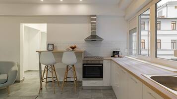 Apartamento | 4 quartos, acesso à internet de alta velocidade