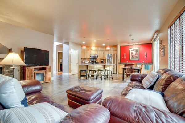 Ski Getaway: Reno Home By Attractions - 