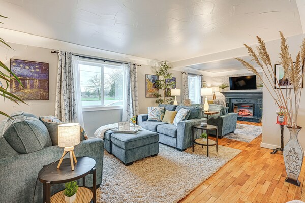 Pet-friendly Flushing Getaway Near Downtown - Flushing, MI