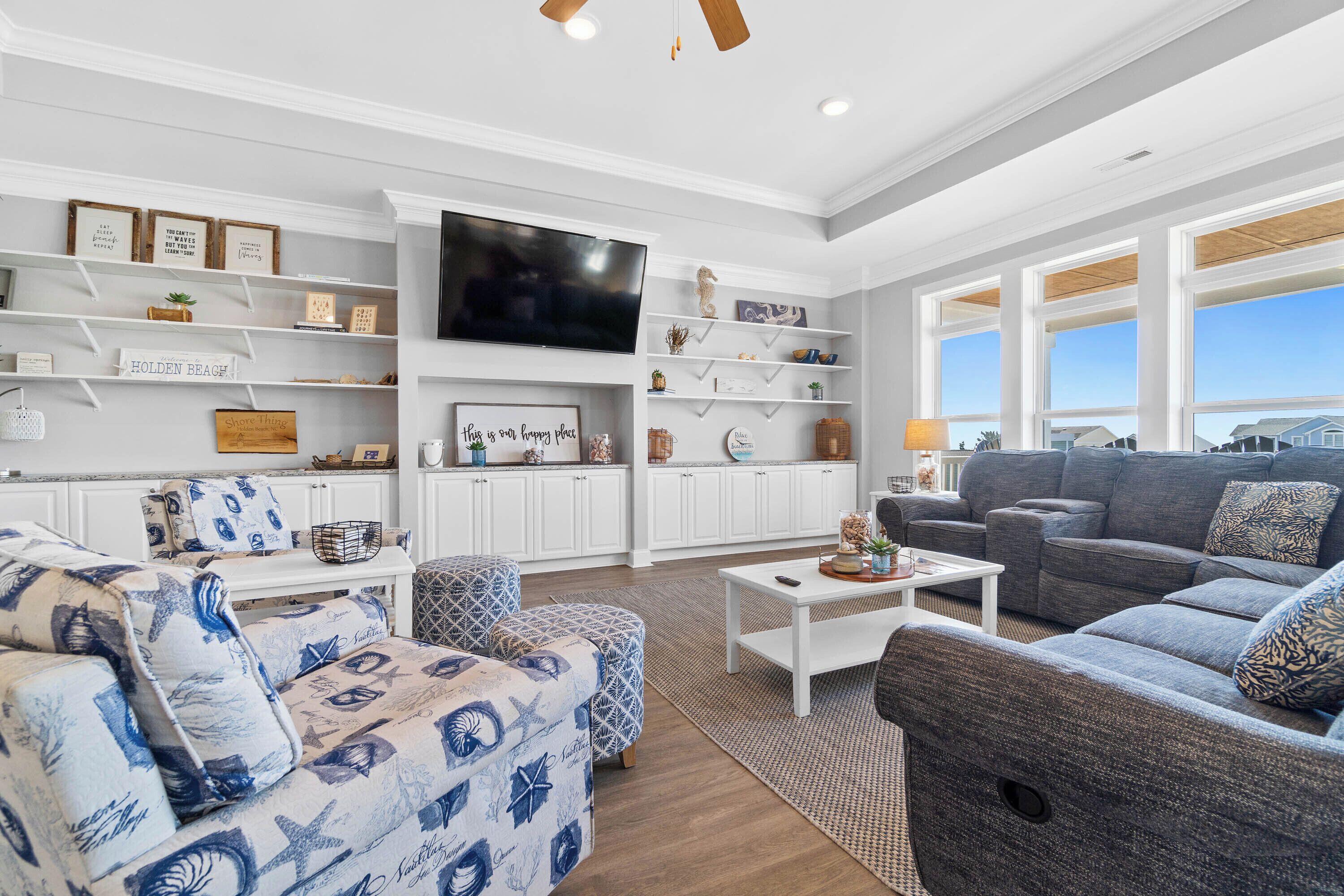 Shore Thing Is A 7 Bedroom, 5.5 Bathroom Home W/private Pool & Elevator - Holden Beach, NC