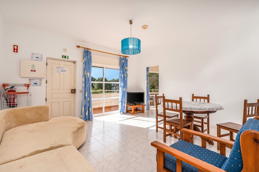 Apartment 'Maralvor 001' With Shared Pool, Shared Garden And Balcony - Alvor