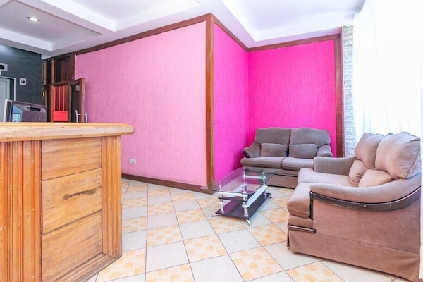 Nairobi Fahari Tripple Suites - Nairobi