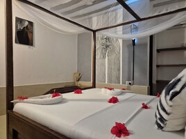 Quarto casal tradicional | Ferros/tábuas de passar roupa, Wi-Fi de cortesia, roupa de cama