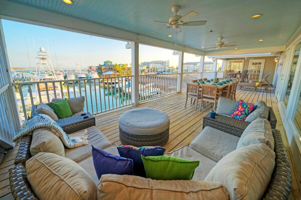 Sailfish & Blue Marlin Buyout By Avantstay 2 Units, Marina Front + View, Patio - Port Aransas, TX