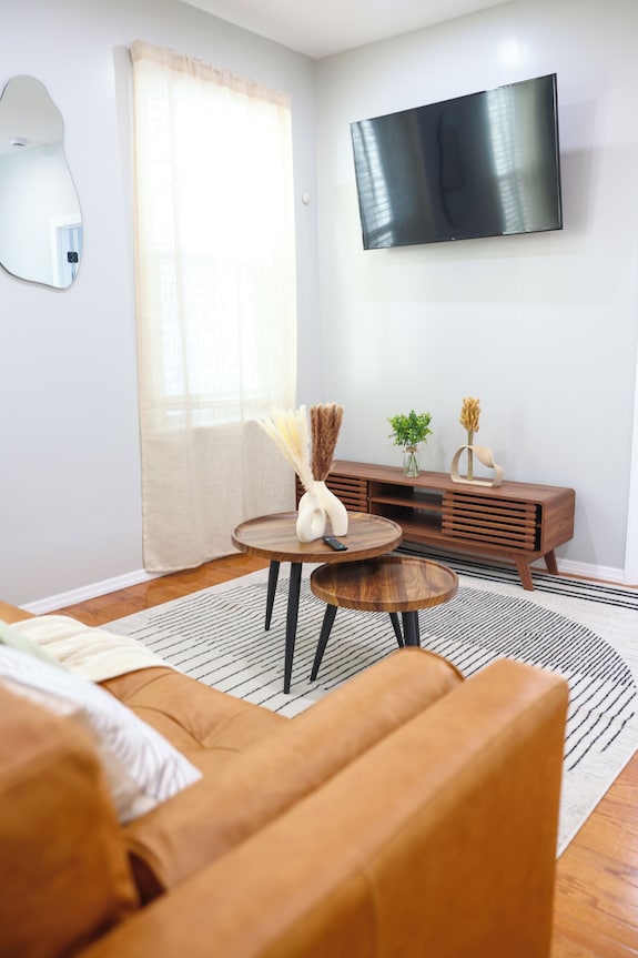 Charming 2-bedroom Apartment, Easy Access To Nyc - New Jersey