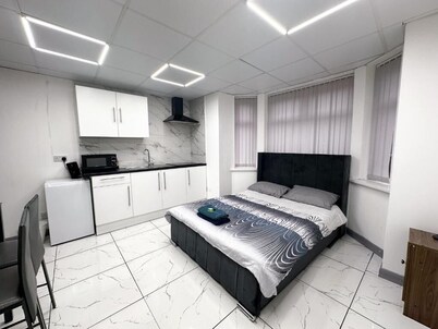 Hill's View Apartments