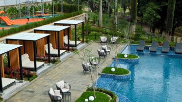 Piscina exterior