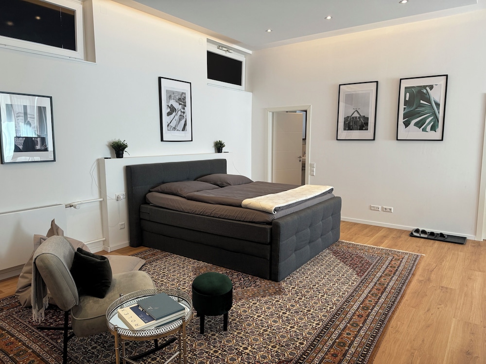 Unique & beautiful living in a Stuttgart loft - Stuttgart | Vrbo