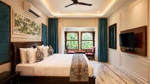 Dove City View Room | Roupa de alta qualidade, minibar, secretária, Wi-fi grátis 