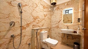 Dove Non View Room | Casa de banho | Um polibã, artigos de higiene pessoal grátis 