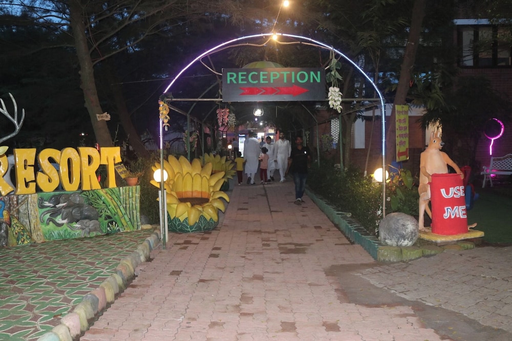 Purbachal Nijhum Polli Resort - Dhaka
