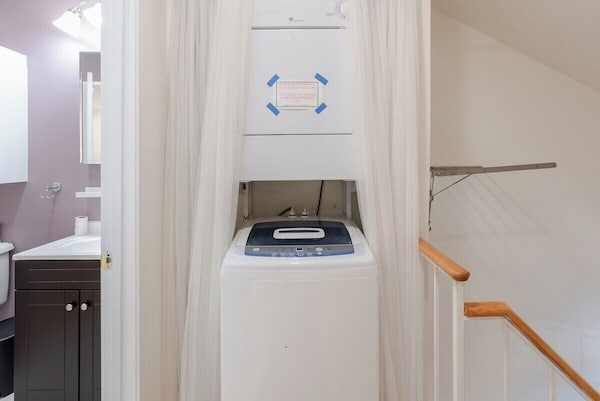 2 Br Practical Comfy 5min Metro 15min Iad 20min Dc - Fairfax, VA