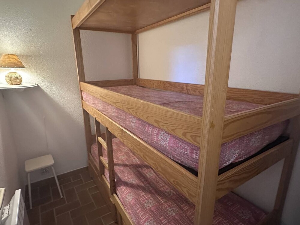 1-bedroom apartment in a private garden area near the sea - Roquebrune ...