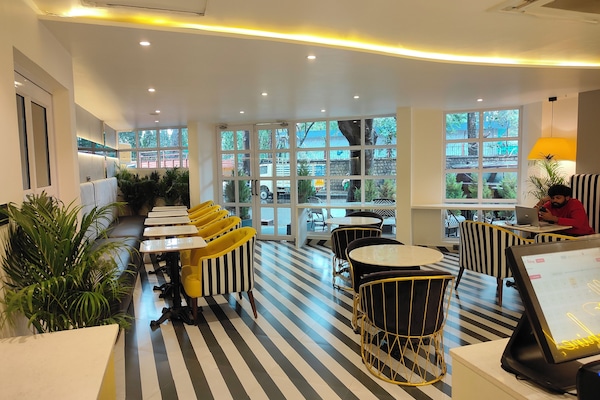 Café da manhã continental todos os dias (INR 199 por pessoa)