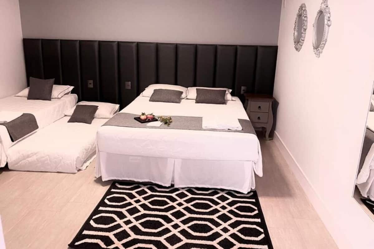 Quarto quádruplo | Quartos à prova de som, Wi-Fi de cortesia