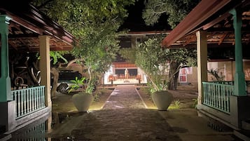 Fachada da propriedade