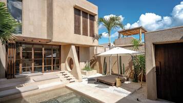 Fachada da propriedade