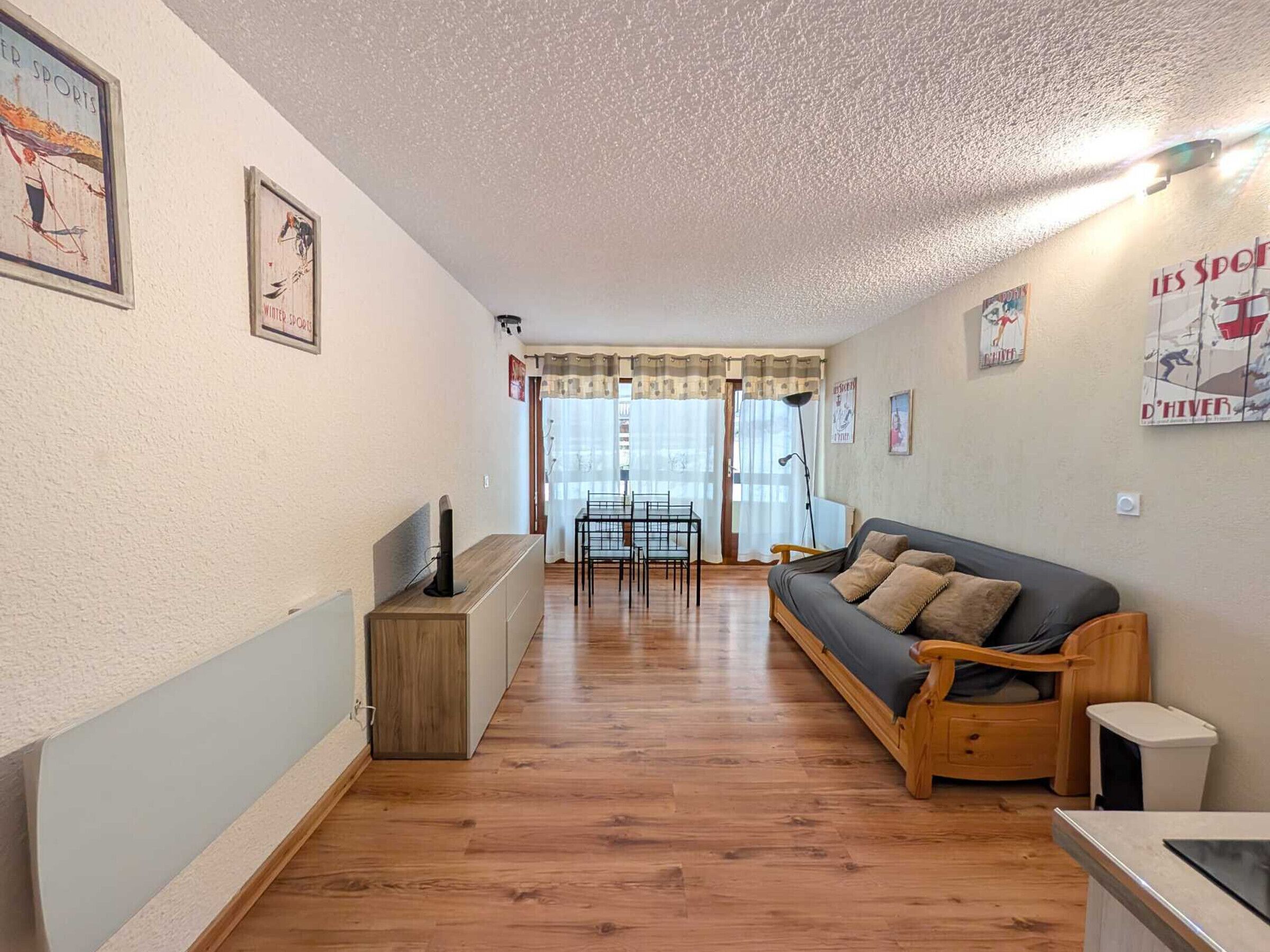 Cozy Studio 4 Pers With Balcony - Near Slopes, Pets Allowed, Parking Included - Montgenèvre