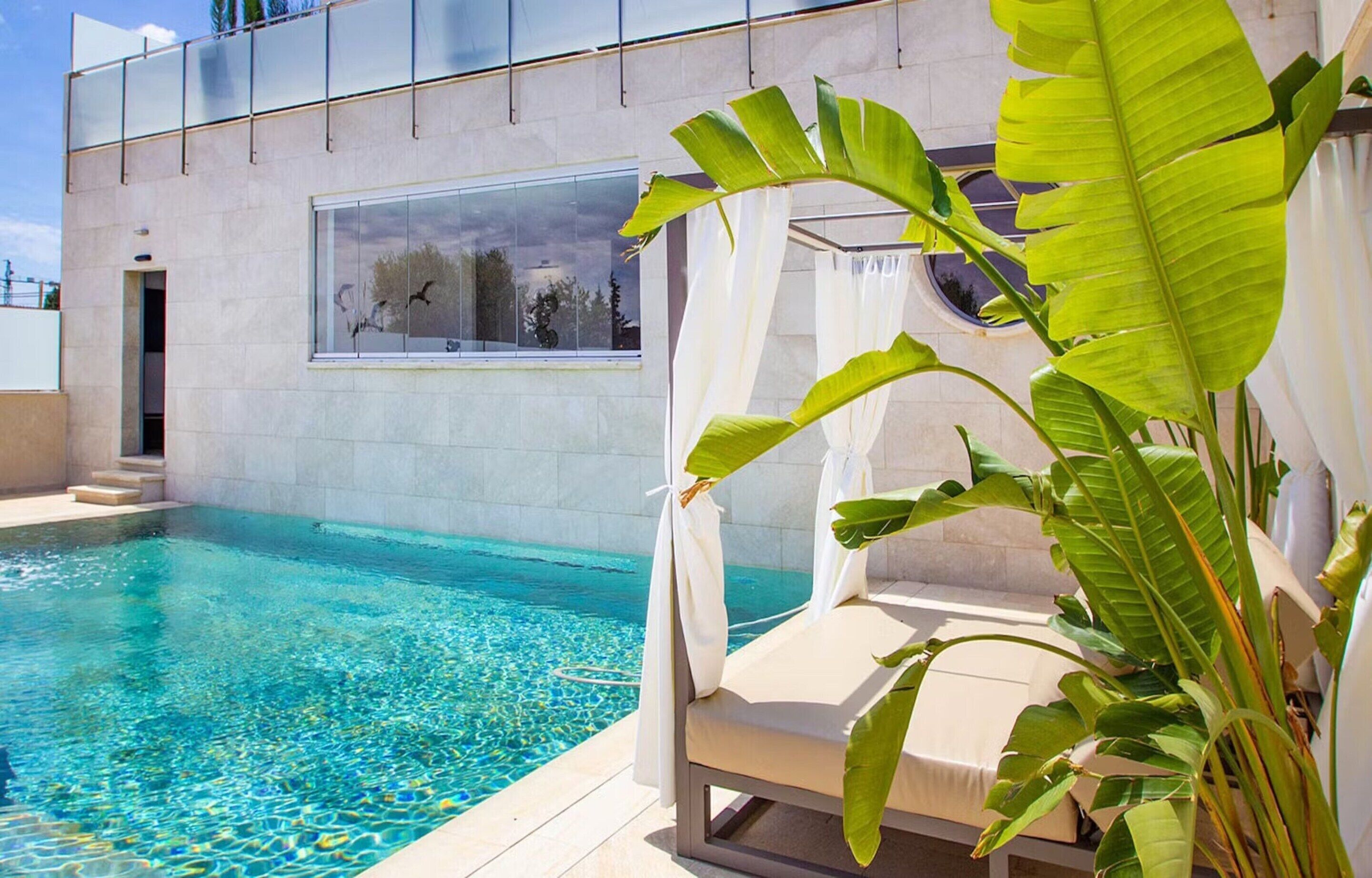 Vila | Piscina | Piscina externa