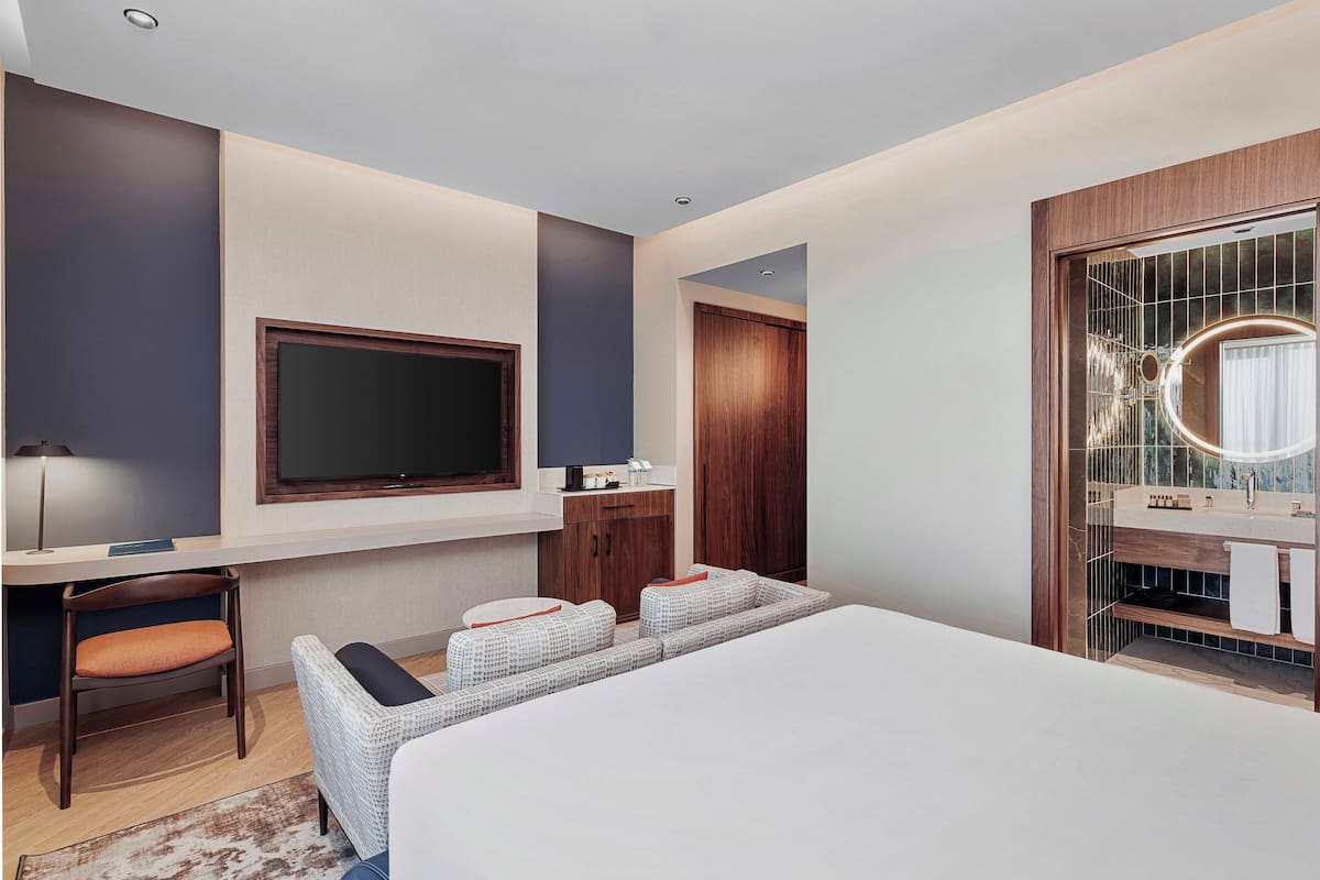 1 quarto, minibar, cofre no quarto, secretária