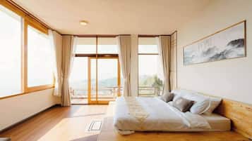 Quarto Familiar, lanai (alpendre havaiano), vista para a montanha | Quartos insonorizados, Wi-fi grátis