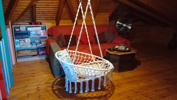 Casa | 4 quartos, secretária