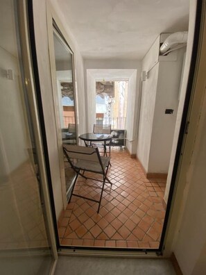 Apartamento, 2 quartos, para fumantes, sacada | Parte interna