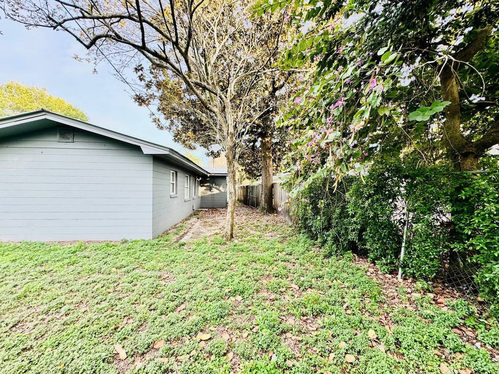 Family-friendly Fire-pit Pool Table Soccer - Lakeland, FL