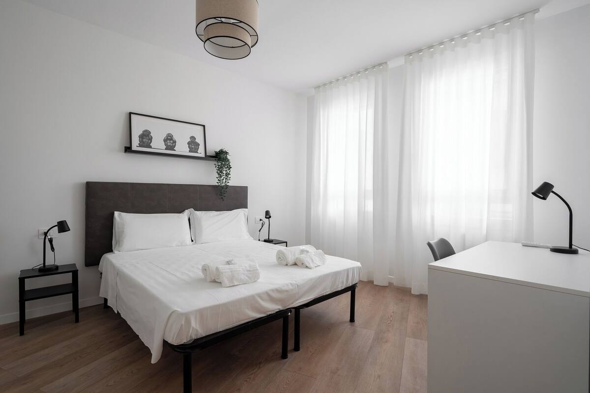 Apartamento Básico | 2 quartos, secretária, ferro/tábua de engomar, Wi-fi grátis 