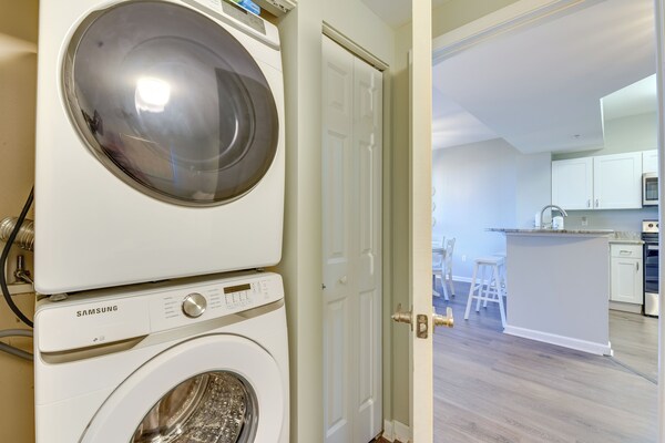 Walk To White-sand Beach: Resort Condo In Destin! - Destin, FL