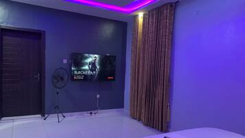 Quarto Duplo Superior | Secretária, secretária adequada para computadores portáteis