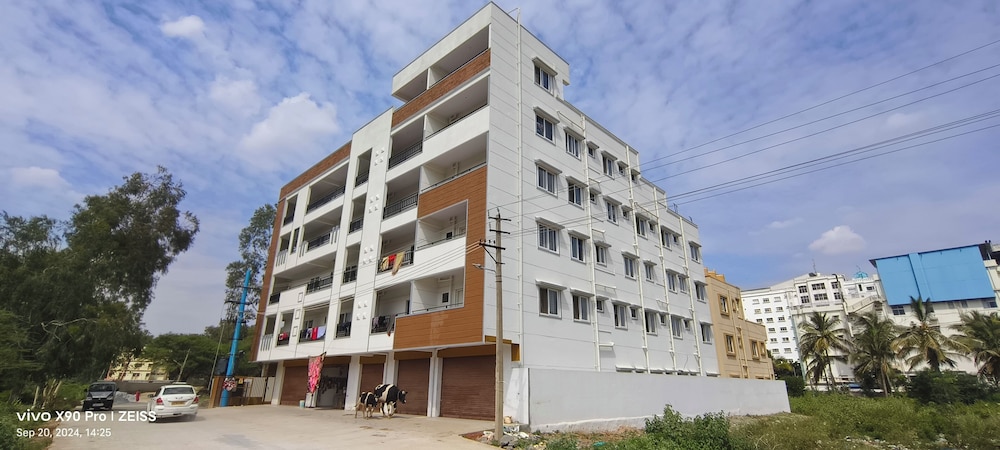 Sgr Luxury Homes - Bangalore