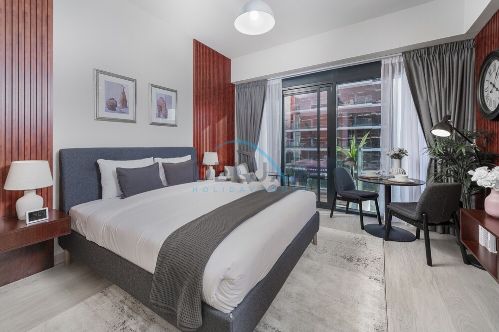 Appealing Studio in Azizi Riviera 43, Al Merkadh by deluxe Holiday ...