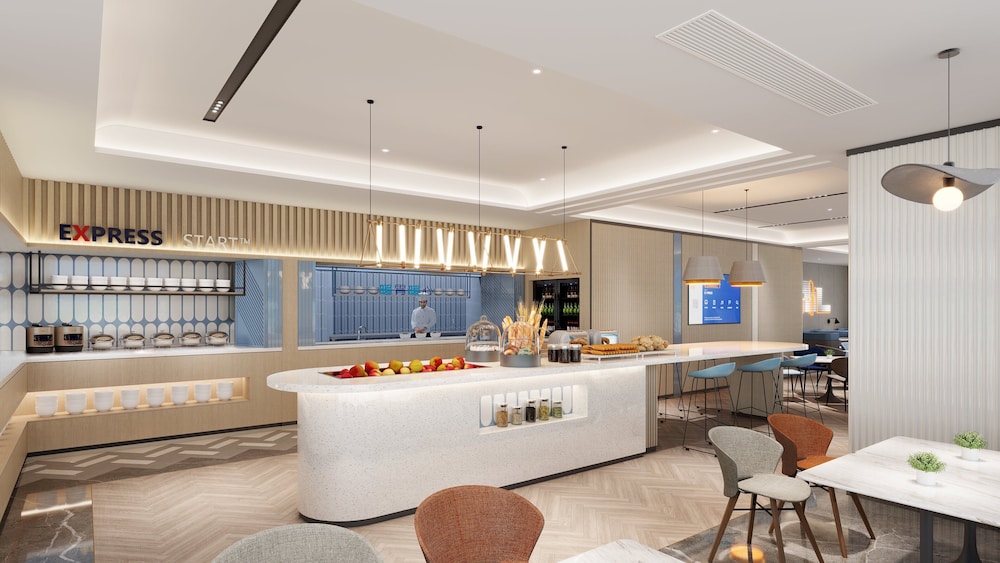 Holiday Inn Express Zhanjiang Coast By Ihg - Zhanjiang