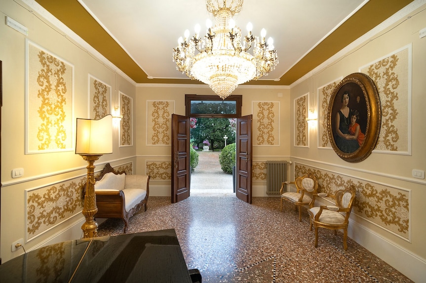 Exclusive Natural Villa - Pool - Game Room - Pet Friendly - Canda