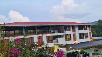 Fachada do alojamento