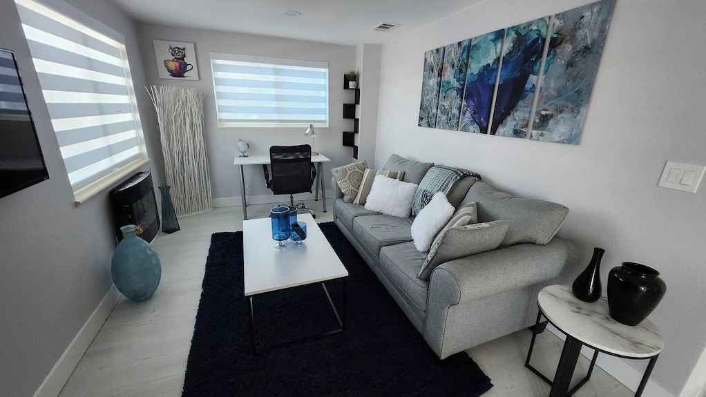 Cozy Walkout Basement In Fantastic Centennial Area With Wifi, Ac - Parker, CO