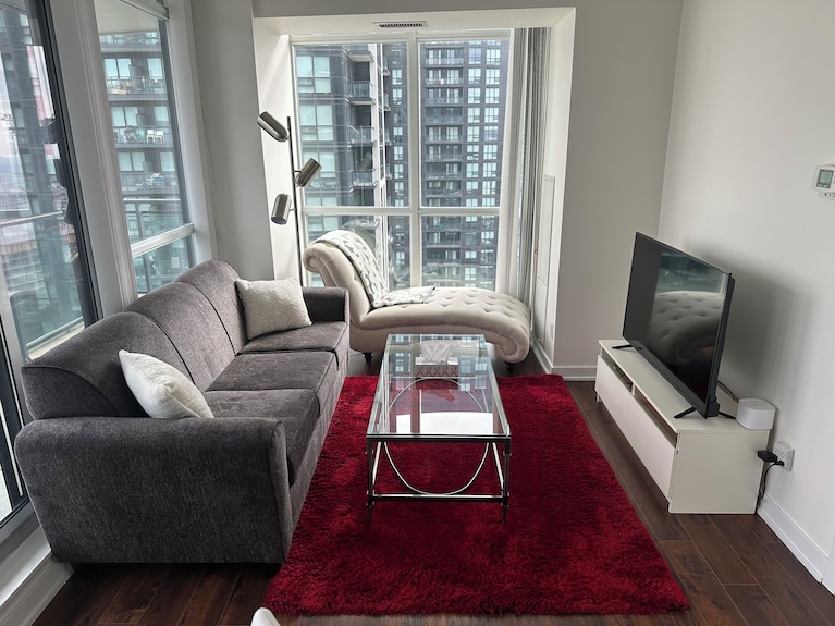 Beautiful 2bed 2bath Condo Steps To Square One - ミシサガ