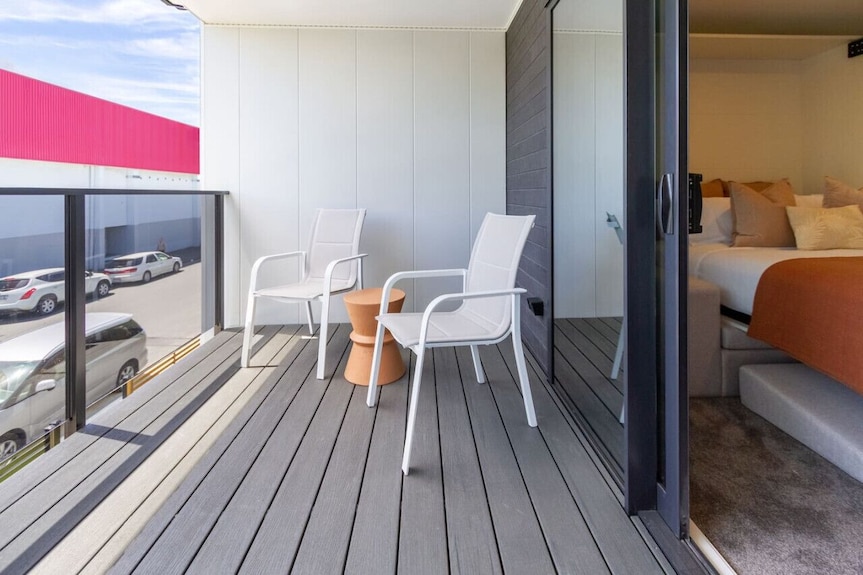 Elegant Studio Living Near City Centre - Christchurch