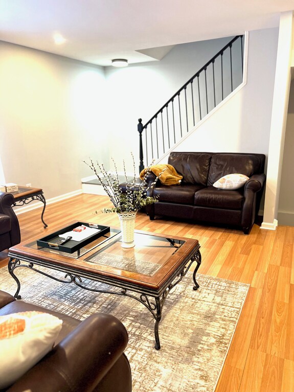 Cozy Modern Luxury 3 Bdr Condo Near Nyc Wifi, Free Parking In Lovely East Orange - East Rutherford