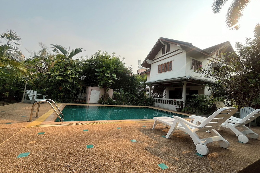 The Royal Shilton Resort - Chiang Mai